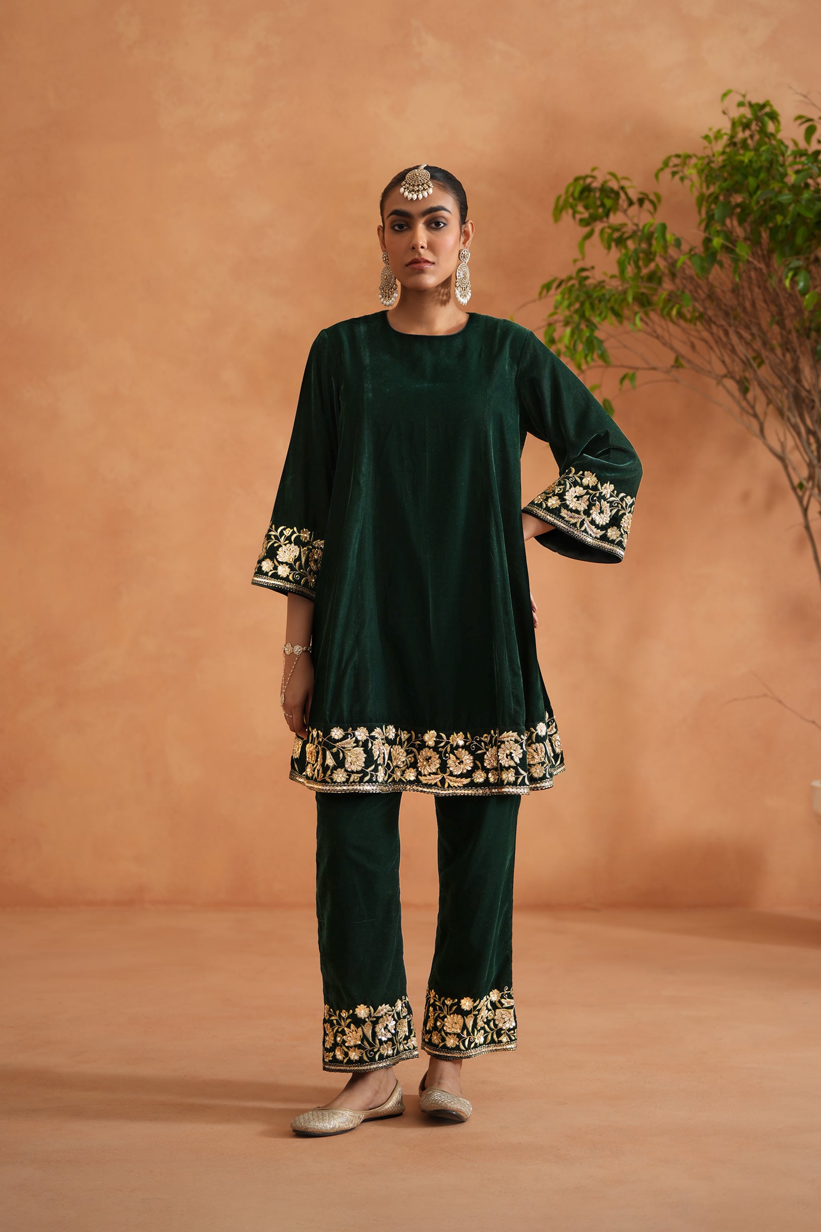 Emerald Green Velvet Embroidered Tunic and Pant | Deepika Chadha – B Anu Designs