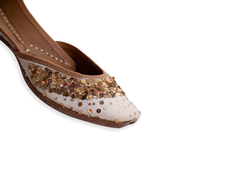Purchase Off-White Punjabi Jutti Online | Sequins Handwork – B Anu Designs